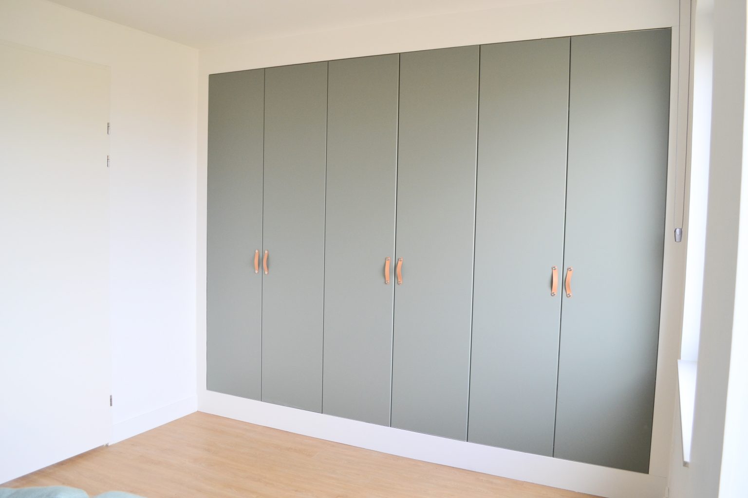 DIY IKEA Pax Built-in Hack - NieuwHuis.Info